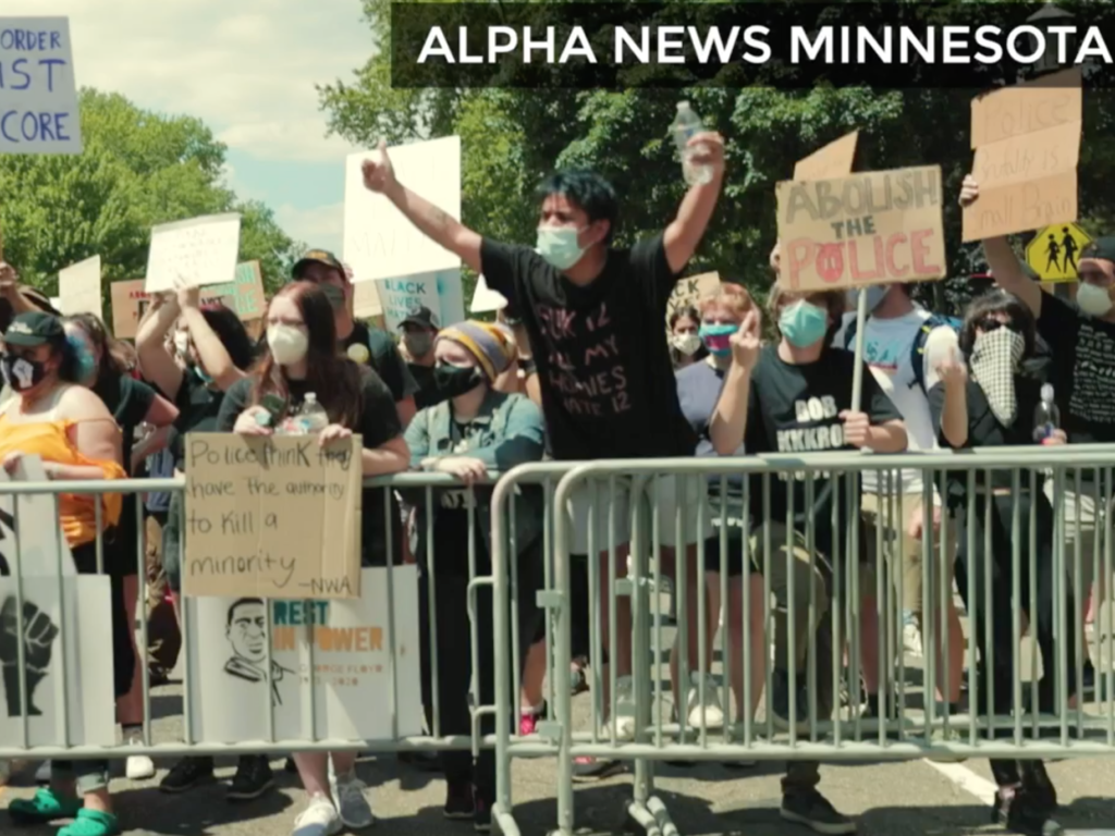 BLM Overruns Pro-Police Rally Outside Minnesota Governor's Mansion