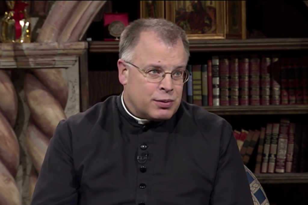 Fr. Altier: Keep your eyes on God in times of despair | Alpha News MN