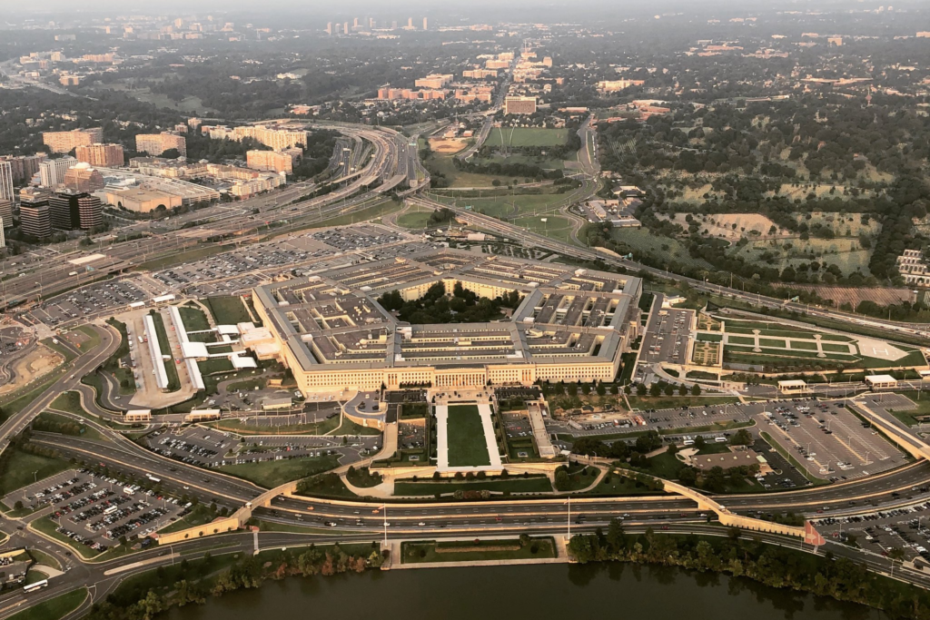 Pentagon has 'full confidence' in counter-extremism official who ...