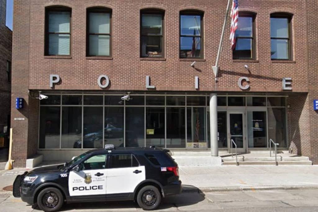 Teachers union slammed for objecting to plan to recruit police from ...