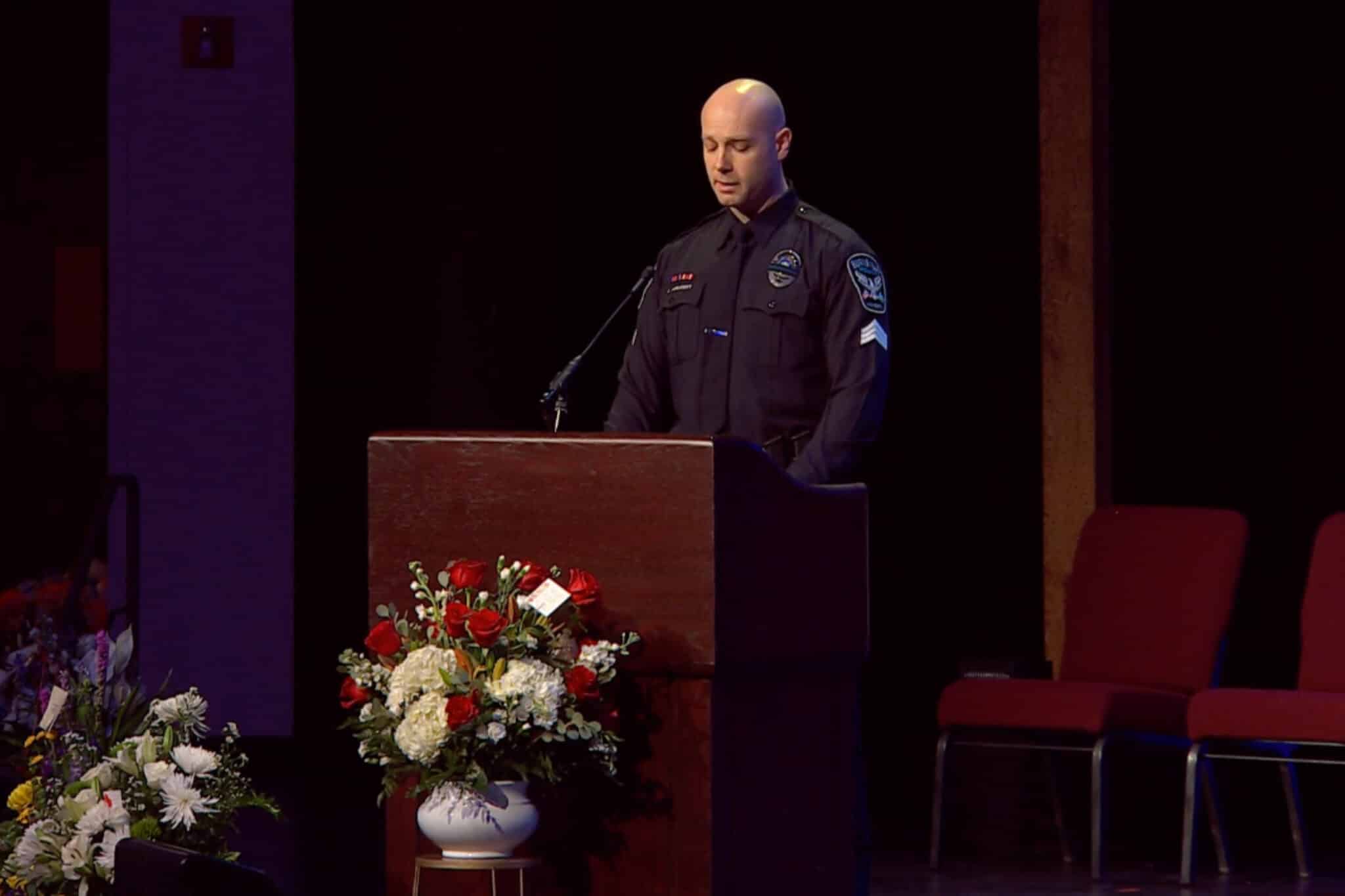 Thousands gather to honor fallen Burnsville officers and fire medic ...