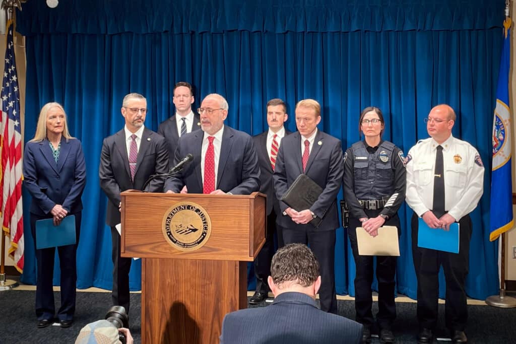 Feds charge girlfriend for straw purchasing guns used by Burnsville ...