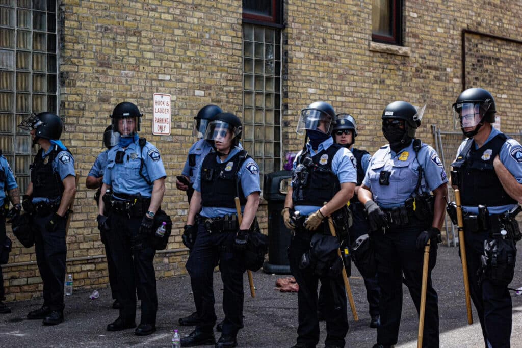 Survey: Most Minnesota police fear prosecution, wouldn't recommend ...