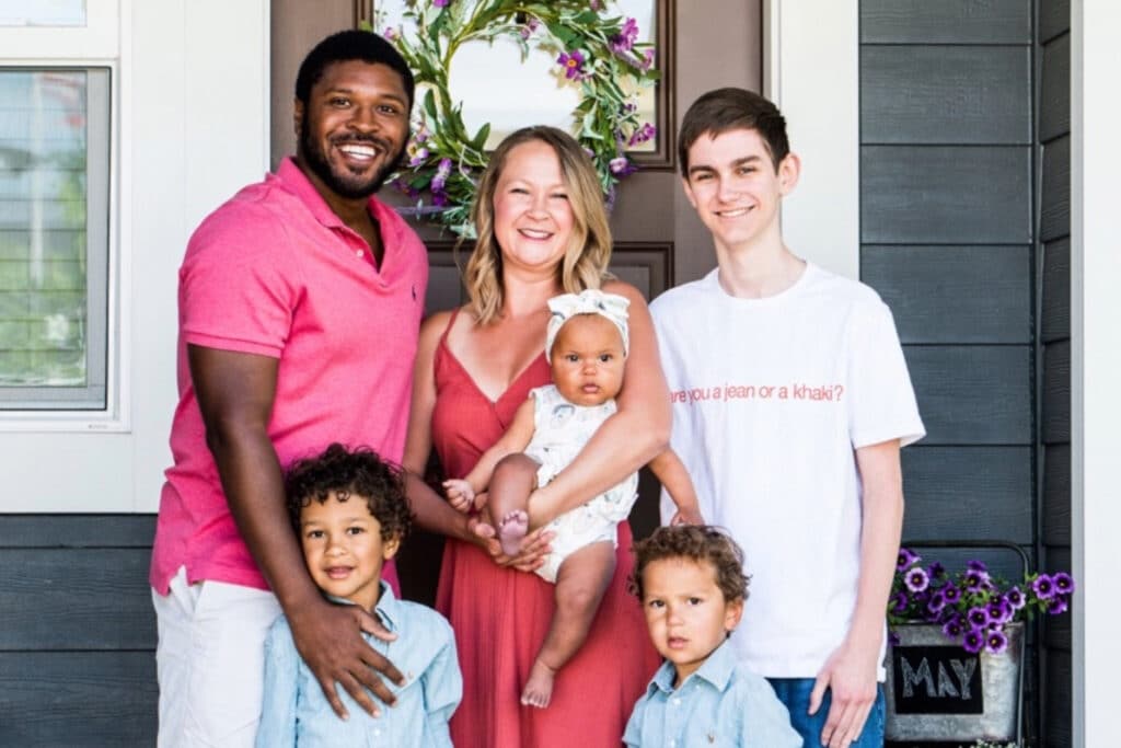 Minneapolis police officer Jamal Mitchell leaves behind fiancée, four ...