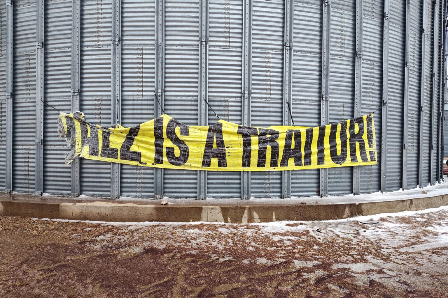 EXCLUSIVE: 'Sickening,' Walz's former National Guard colleague says ...