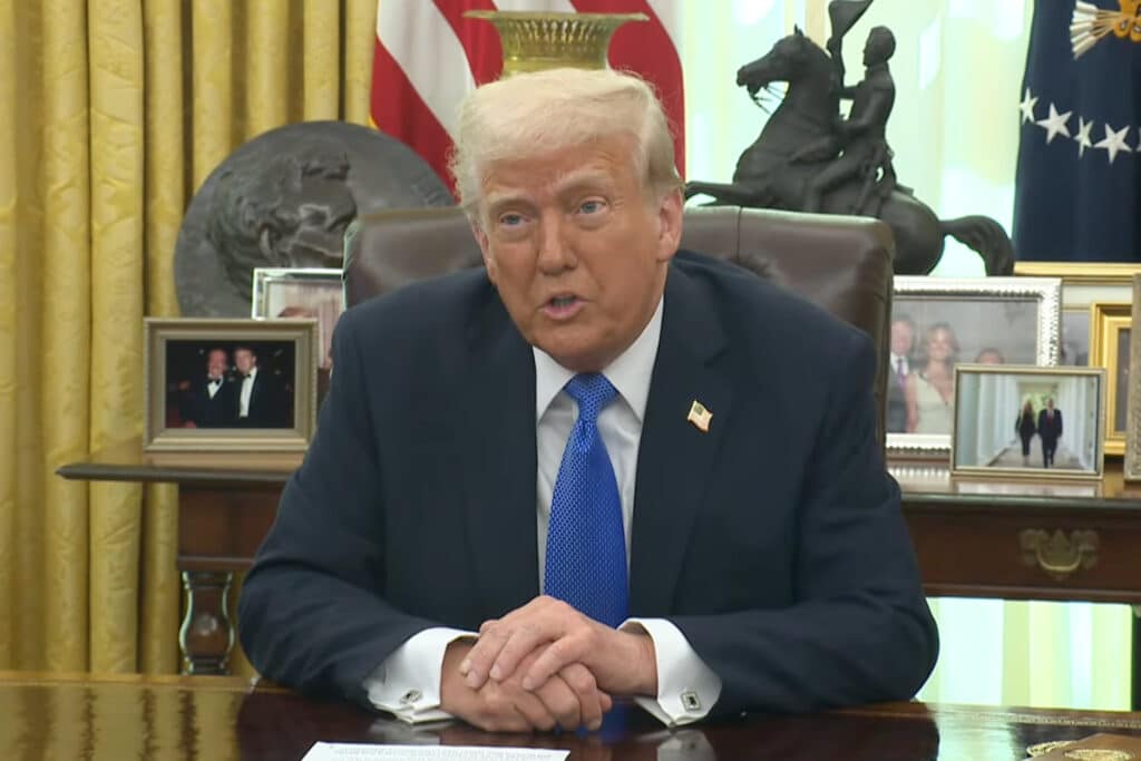 'He's a loser': Trump says he thinks Walz was rare VP candidate who ...