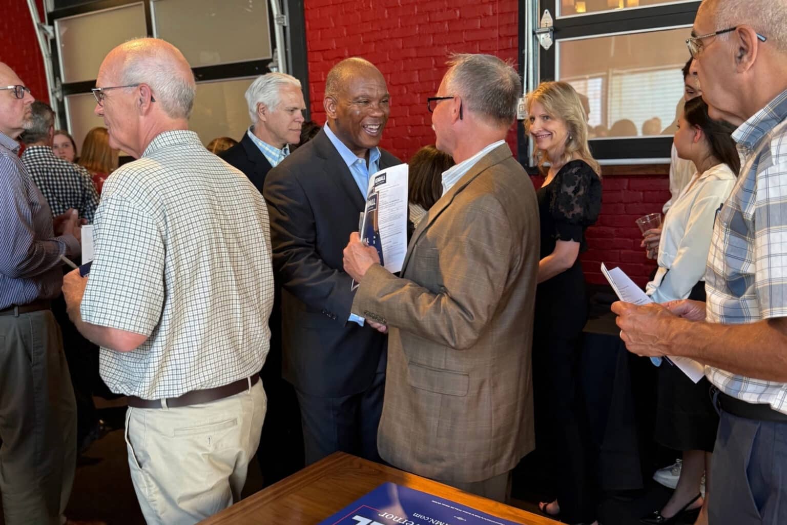 'We are at a crossroads': Kendall Qualls officially launches 2026 bid ...