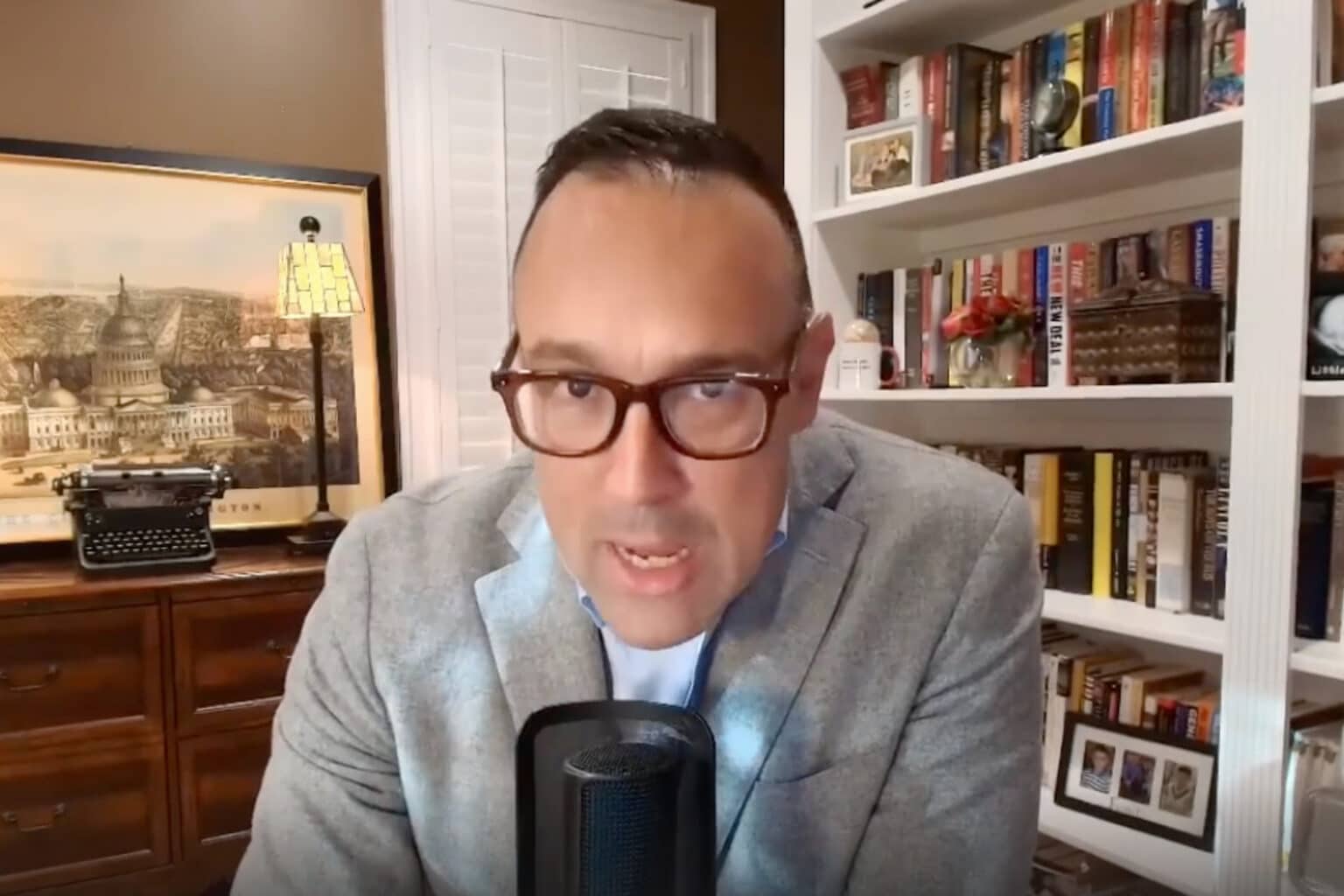 'The bell tolls for thee': Ex-CNN analyst predicts DNC leader Ken Martin's tenure might already ...