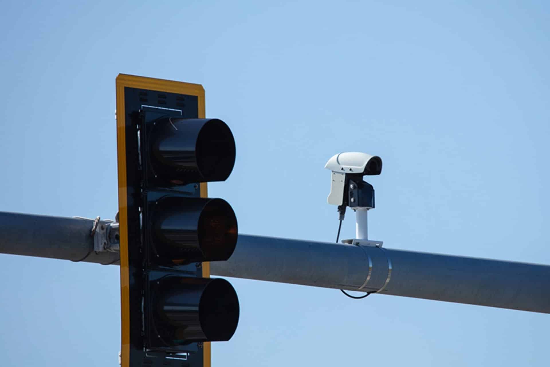 Minneapolis City Council approves contract for speed and red-light ...