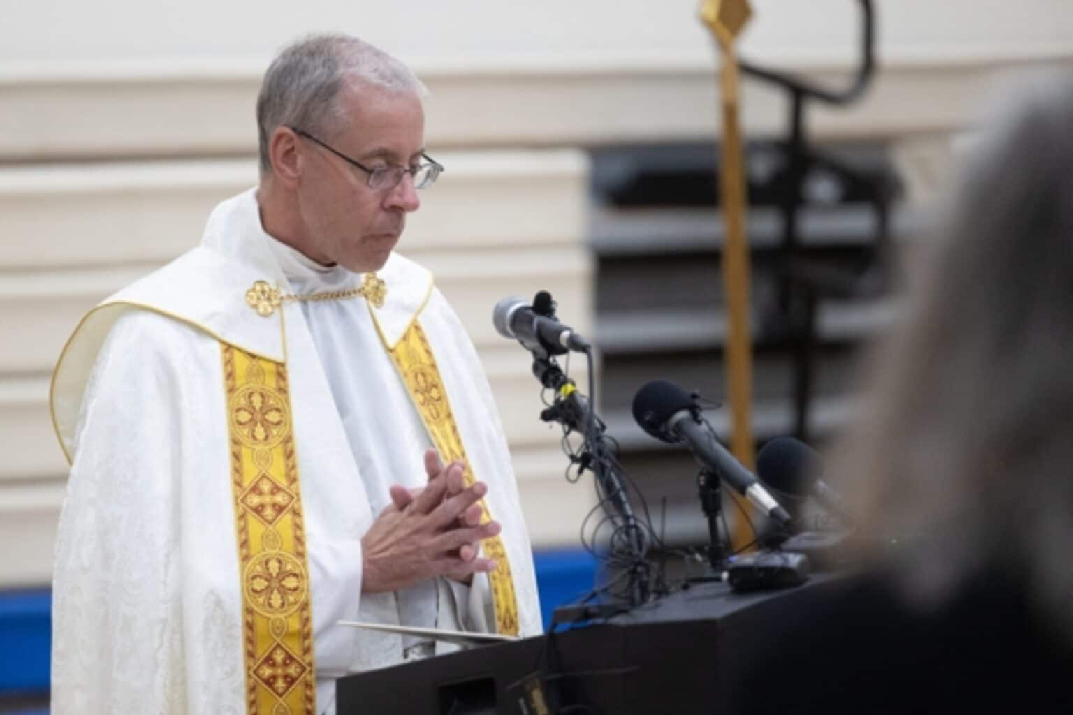 Annunciation Church pastor Father Zehren: 'If I could have got between ...
