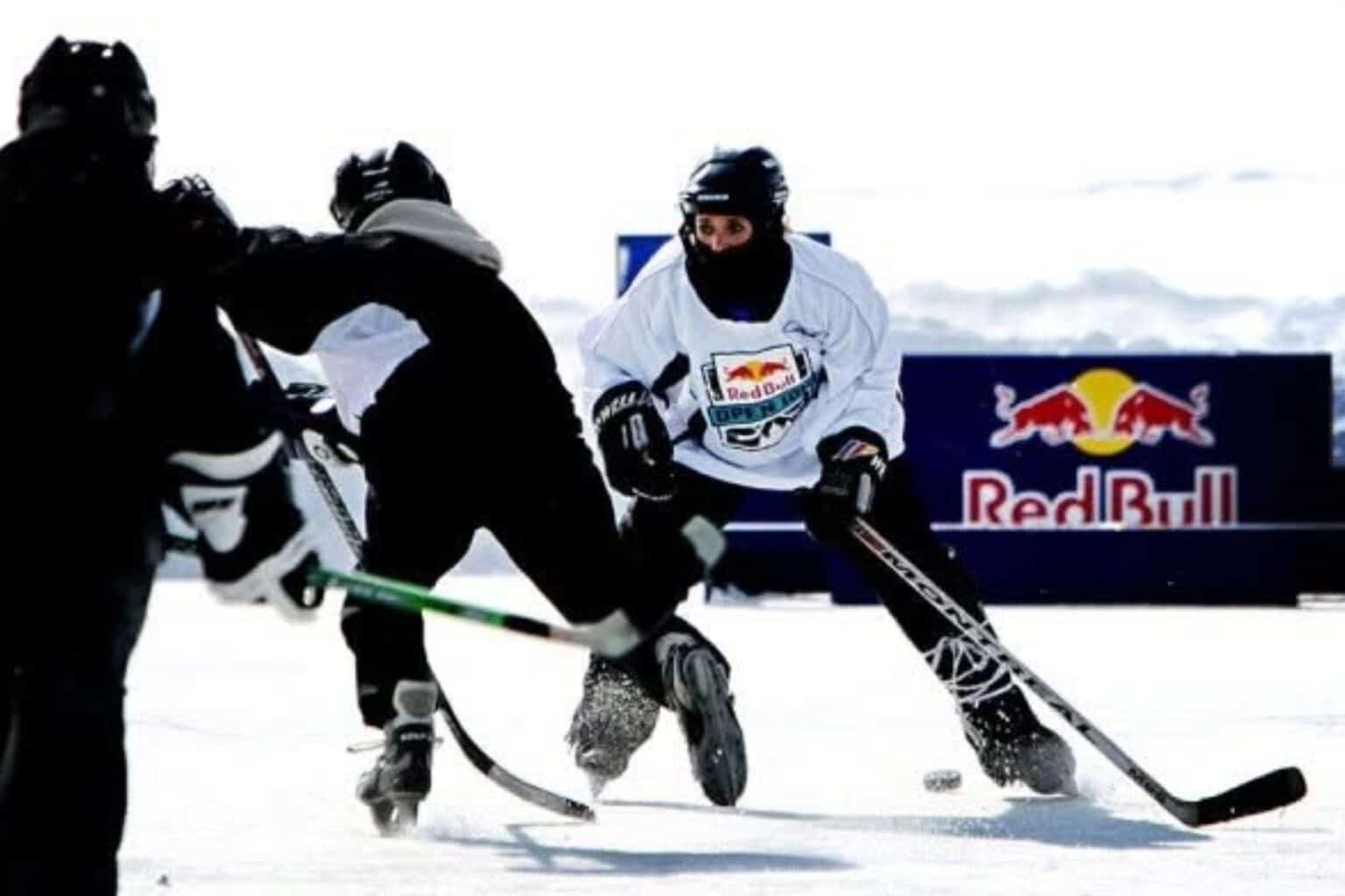 'Dear Hockey: Goodbye' — Veteran female hockey player quits women's ...