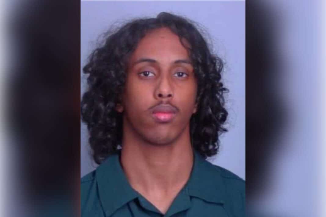 Gang member pleads guilty in federal court to possession of a machine ...