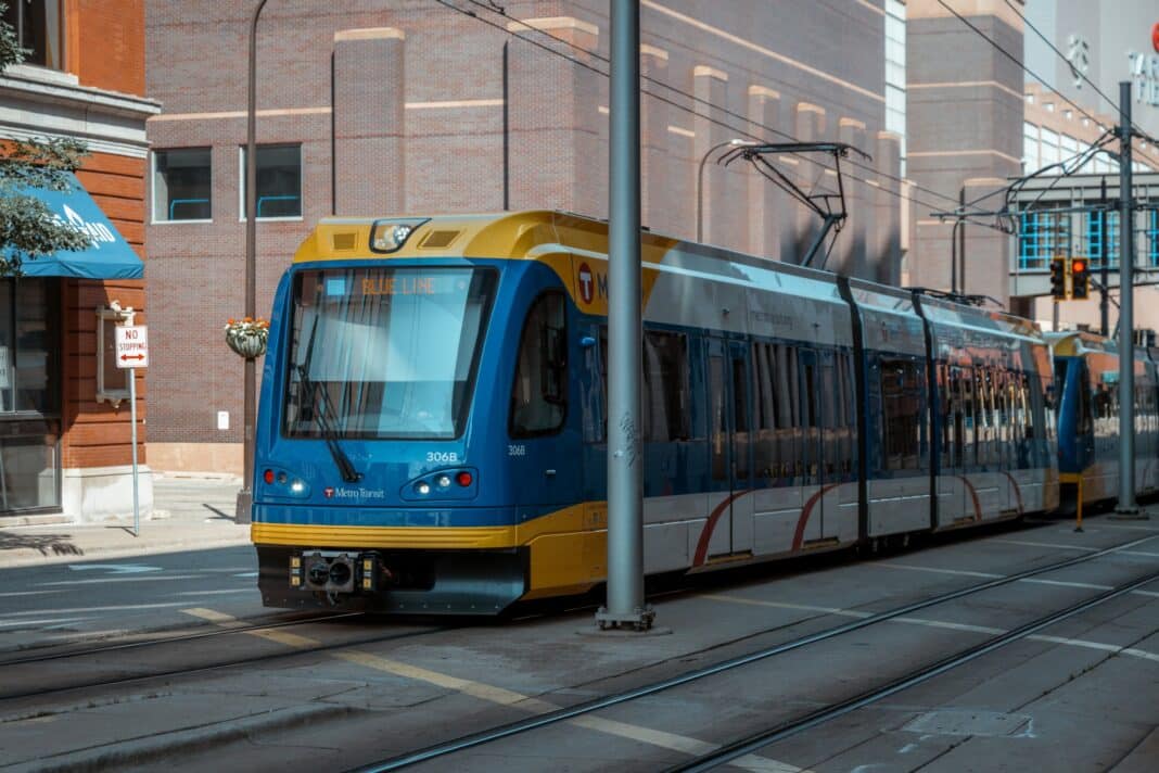 Lawmaker says 'scrap this next boondoggle' as Blue Line Extension cost ...